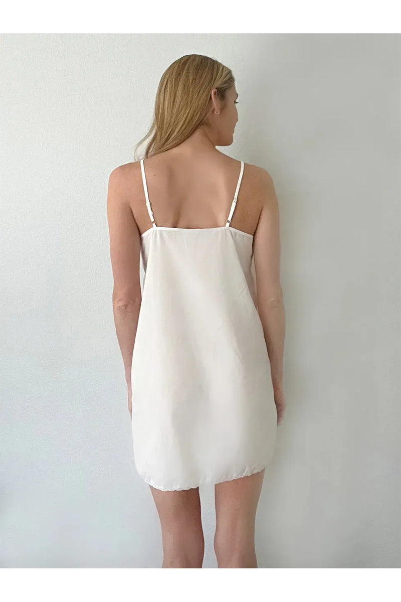 Julie White Cotton Nightgown – Carrie Dunham