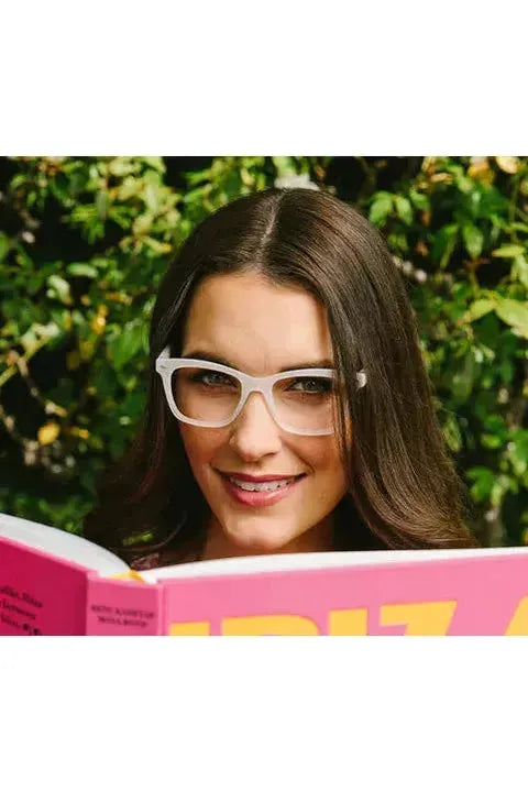Frost Blue Light Reading Glasses – Carrie Dunham